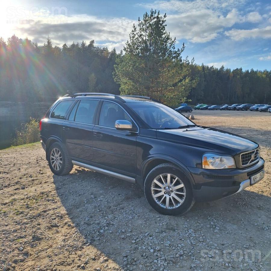 Zils Volvo XC90 2009 Ogre, ar dzinēja tilpumu 2.40 L un nobraukumu 368 tūkst. km par 6450 €, foto 3 vietnē AUTOMOTO.COM.LV