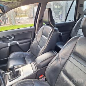 Zils Volvo XC90 2009 Ogre, ar dzinēja tilpumu 2.40 L un nobraukumu 368 tūkst. km par 6450 €, foto 5 vietnē AUTOMOTO.COM.LV