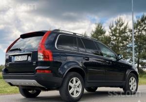 Zils Volvo XC90 2010 Rīga, ar dzinēja tilpumu 2.40 L un nobraukumu 286 tūkst. km par 8500 €, foto 6 vietnē AUTOMOTO.COM.LV