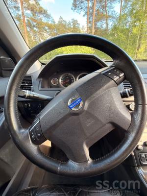 Zils Volvo XC90 2010 Rīga, ar dzinēja tilpumu 2.40 L un nobraukumu 286 tūkst. km par 8500 €, foto 14 vietnē AUTOMOTO.COM.LV