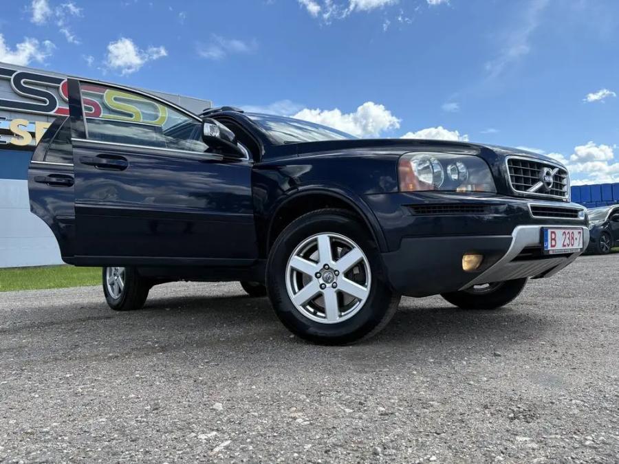 Zils Volvo XC90 2010 Daugavpils, ar dzinēja tilpumu 2.40 L un nobraukumu 238 tūkst. km par 7750 €, foto 30 vietnē AUTOMOTO.COM.LV