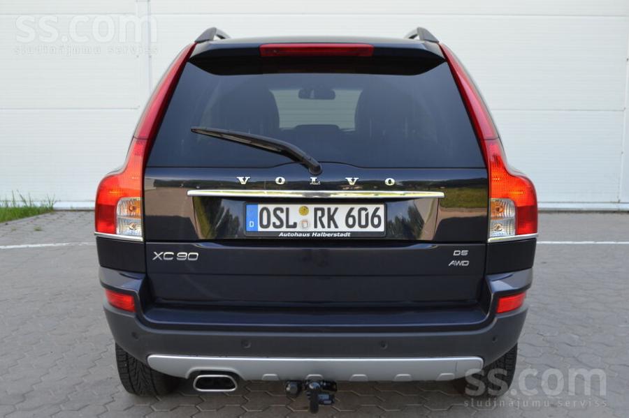 Zils Volvo XC90 2010 Rīga, ar dzinēja tilpumu 2.40 L un nobraukumu 353 tūkst. km par 9950 €, foto 6 vietnē AUTOMOTO.COM.LV