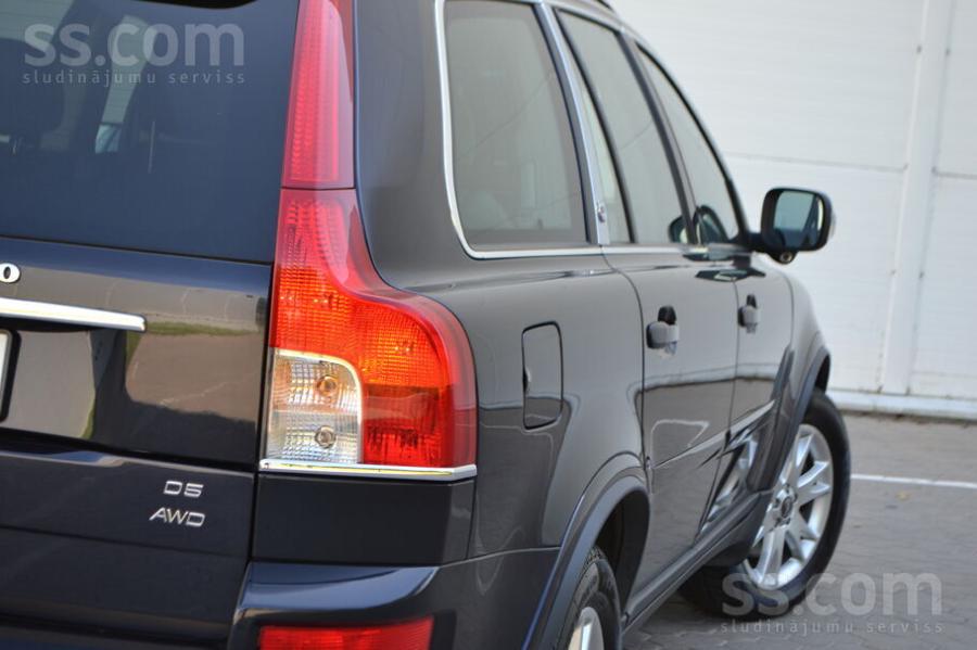 Zils Volvo XC90 2010 Rīga, ar dzinēja tilpumu 2.40 L un nobraukumu 353 tūkst. km par 9950 €, foto 34 vietnē AUTOMOTO.COM.LV