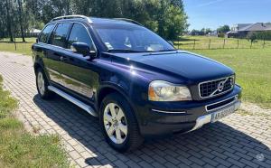 Blue Volvo XC90 2010 in Taurage, with an engine capacity of 2.40 L and mileage of 248 thousand km for 7900 €, photo 6 on AUTOMOTO.COM.LV
