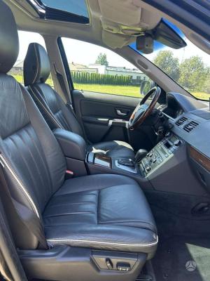 Blue Volvo XC90 2010 in Taurage, with an engine capacity of 2.40 L and mileage of 248 thousand km for 7900 €, photo 8 on AUTOMOTO.COM.LV