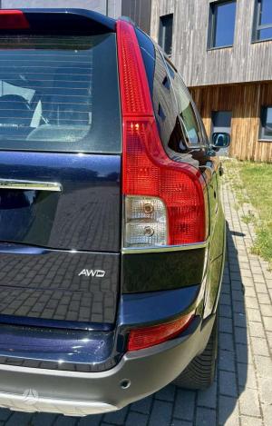 Blue Volvo XC90 2010 in Taurage, with an engine capacity of 2.40 L and mileage of 248 thousand km for 7900 €, photo 24 on AUTOMOTO.COM.LV