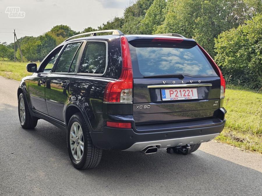 Zils Volvo XC90 2010 Ariogala, ar dzinēja tilpumu 2.40 L un nobraukumu 260 tūkst. km par 10000 €, foto 3 vietnē AUTOMOTO.COM.LV