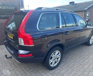 Zils Volvo XC90 2010 Ariogala, ar dzinēja tilpumu 2.40 L un nobraukumu 260 tūkst. km par 10000 €, foto 21 vietnē AUTOMOTO.COM.LV