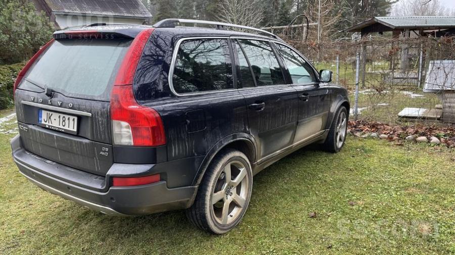 Zils Volvo XC90 2010 Rīga, ar dzinēja tilpumu 2.40 L un nobraukumu 304 tūkst. km par 9000 €, foto 5 vietnē AUTOMOTO.COM.LV