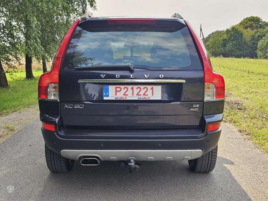 Zils Volvo XC90 2010 Ariogala, ar dzinēja tilpumu 2.40 L un nobraukumu 260 tūkst. km par 9500 €, foto 4 vietnē AUTOMOTO.COM.LV