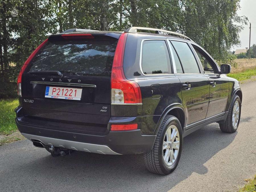 Zils Volvo XC90 2010 Ariogala, ar dzinēja tilpumu 2.40 L un nobraukumu 260 tūkst. km par 9500 €, foto 5 vietnē AUTOMOTO.COM.LV