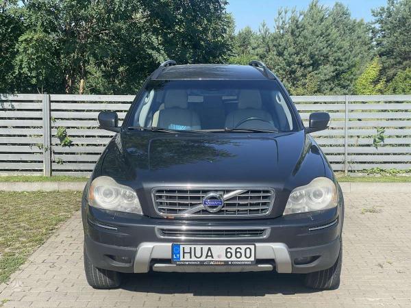 Blue Volvo XC90 2010 in Vilnius, with an engine capacity of 2.40 L and mileage of 400 thousand km for 6200 €, photo 3 on AUTOMOTO.COM.LV