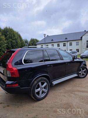 Blue Volvo XC90 2010 in Riga, with an engine capacity of 2.40 L and mileage of 246 thousand km for 7700 €, photo 7 on AUTOMOTO.COM.LV