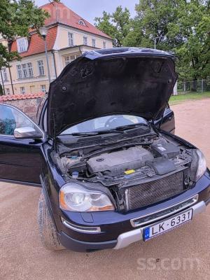 Blue Volvo XC90 2010 in Riga, with an engine capacity of 2.40 L and mileage of 246 thousand km for 7700 €, photo 16 on AUTOMOTO.COM.LV