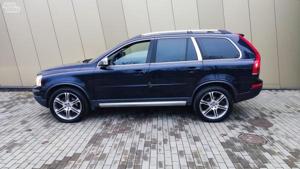 Blue Volvo XC90 2011 in Kaunas, with an engine capacity of 2.40 L and mileage of 303 thousand km for 9750 €, photo 4 on AUTOMOTO.COM.LV