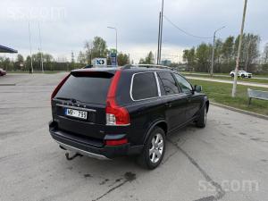Zils Volvo XC90 2011 Rīga, ar dzinēja tilpumu 2.40 L un nobraukumu 359 tūkst. km par 8900 €, foto 4 vietnē AUTOMOTO.COM.LV