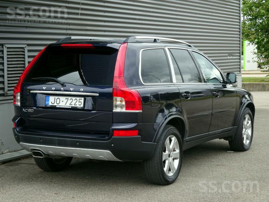 Zils Volvo XC90 2011 Rīga, ar dzinēja tilpumu 2.40 L un nobraukumu 271 tūkst. km par 9800 €, foto 3 vietnē AUTOMOTO.COM.LV