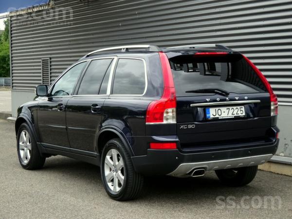Zils Volvo XC90 2011 Rīga, ar dzinēja tilpumu 2.40 L un nobraukumu 271 tūkst. km par 9800 €, foto 4 vietnē AUTOMOTO.COM.LV