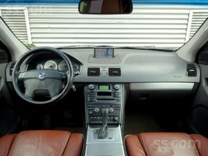 Zils Volvo XC90 2011 Rīga, ar dzinēja tilpumu 2.40 L un nobraukumu 271 tūkst. km par 9800 €, foto 6 vietnē AUTOMOTO.COM.LV