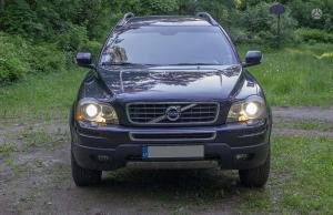 Zils Volvo XC90 2011 Viļņa, ar dzinēja tilpumu 2.40 L un nobraukumu 335 tūkst. km par 8100 €, foto  vietnē AUTOMOTO.COM.LV