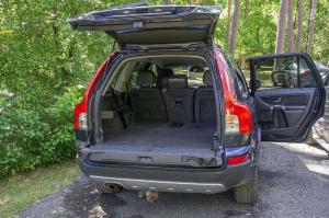 Zils Volvo XC90 2011 Viļņa, ar dzinēja tilpumu 2.40 L un nobraukumu 335 tūkst. km par 8100 €, foto 14 vietnē AUTOMOTO.COM.LV