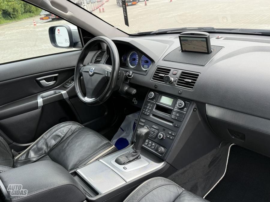 Zils Volvo XC90 2011 Tauragė, ar dzinēja tilpumu 2.40 L un nobraukumu 251 tūkst. km par 8300 €, foto 11 vietnē AUTOMOTO.COM.LV