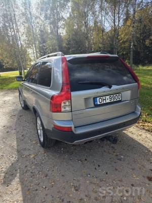 Zils Volvo XC90 2011 Alūksne, ar dzinēja tilpumu 2.40 L un nobraukumu 356 tūkst. km par 6550 €, foto 3 vietnē AUTOMOTO.COM.LV