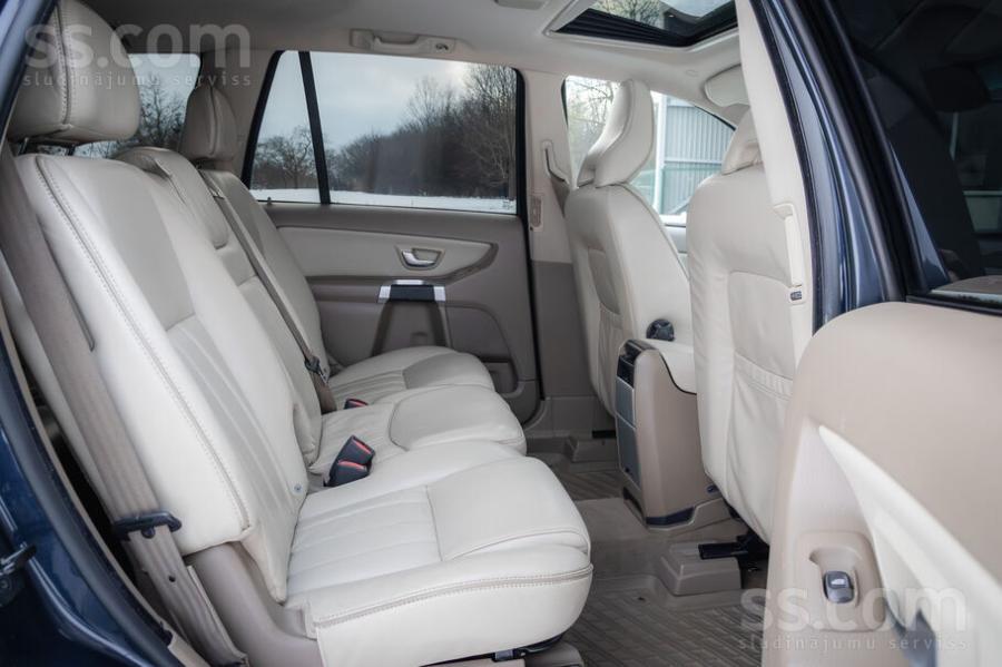 Zils Volvo XC90 2012 Tukums, ar dzinēja tilpumu 2.40 L un nobraukumu 265 tūkst. km par 11900 €, foto 17 vietnē AUTOMOTO.COM.LV