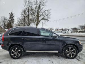 Blue Volvo XC90 2012 in Siauliai, with an engine capacity of 2.40 L and mileage of 281 thousand km for 11950 €, photo 9 on AUTOMOTO.COM.LV