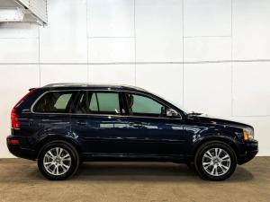 Zils Volvo XC90 2012 Jūrmala, ar dzinēja tilpumu 2.40 L un nobraukumu 338 tūkst. km par 12450 €, foto 17 vietnē AUTOMOTO.COM.LV