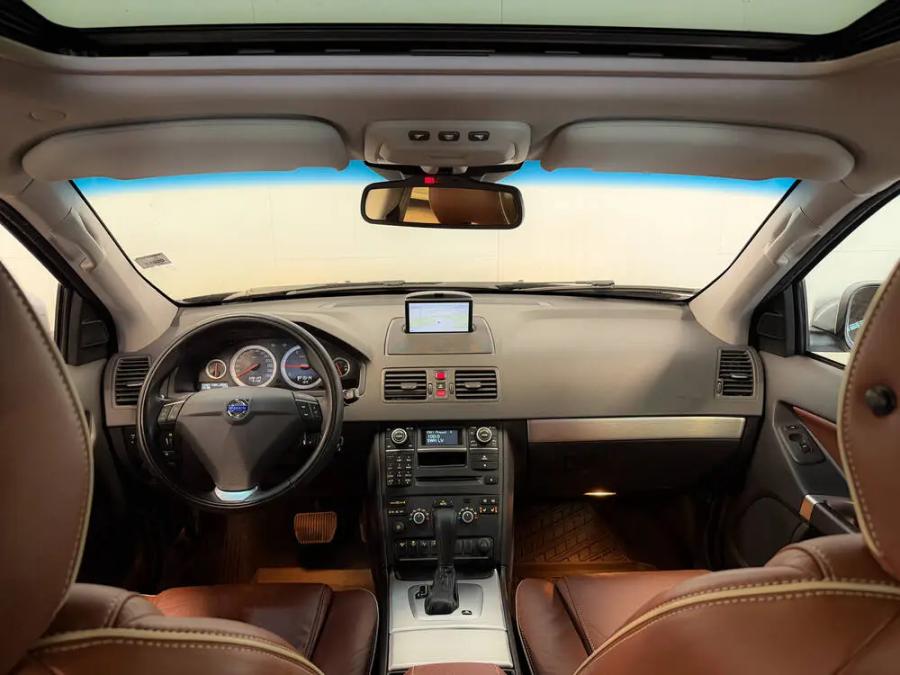 Zils Volvo XC90 2012 Jūrmala, ar dzinēja tilpumu 2.40 L un nobraukumu 338 tūkst. km par 12450 €, foto 27 vietnē AUTOMOTO.COM.LV
