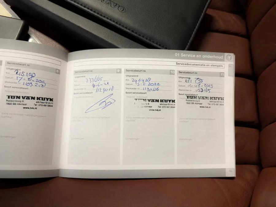 Zils Volvo XC90 2012 Jūrmala, ar dzinēja tilpumu 2.40 L un nobraukumu 338 tūkst. km par 12450 €, foto 47 vietnē AUTOMOTO.COM.LV
