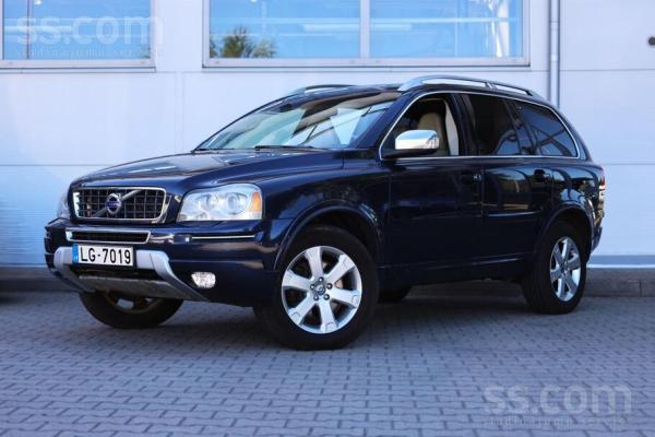 Blue Volvo XC90 2012 in Riga, with an engine capacity of 2.40 L and mileage of 0 thousand km for 5995 €, photo 1 on AUTOMOTO.COM.LV