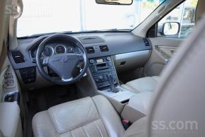 Blue Volvo XC90 2012 in Riga, with an engine capacity of 2.40 L and mileage of 0 thousand km for 5995 €, photo 10 on AUTOMOTO.COM.LV