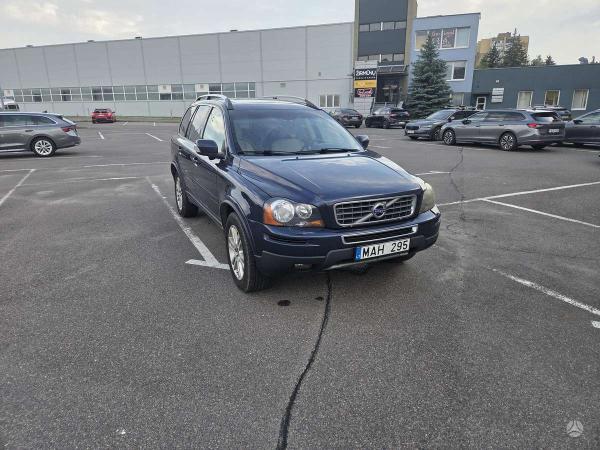 Zils Volvo XC90 2012 Viļņa, ar dzinēja tilpumu 3.19 L un nobraukumu 358 tūkst. km par 6500 €, foto 3 vietnē AUTOMOTO.COM.LV