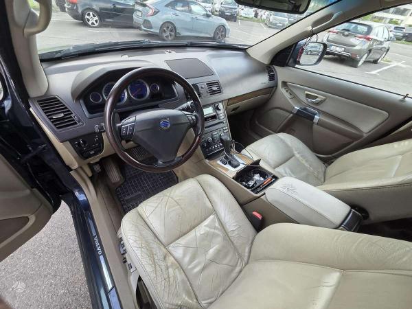 Zils Volvo XC90 2012 Viļņa, ar dzinēja tilpumu 3.19 L un nobraukumu 358 tūkst. km par 6500 €, foto 7 vietnē AUTOMOTO.COM.LV