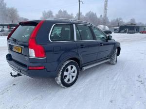 Blue Volvo XC90 2013 in Vilnius, with an engine capacity of 2.40 L and mileage of 300 thousand km for 11500 €, photo 5 on AUTOMOTO.COM.LV