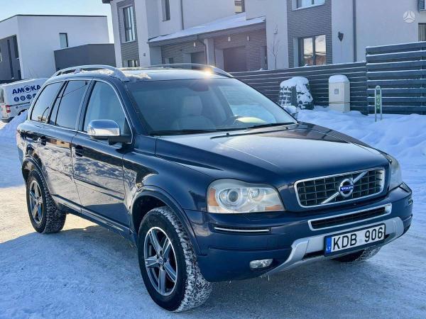 Zils Volvo XC90 2013 Viļņa, ar dzinēja tilpumu 3.20 L un nobraukumu 200 tūkst. km par 5500 €, foto 1 vietnē AUTOMOTO.COM.LV