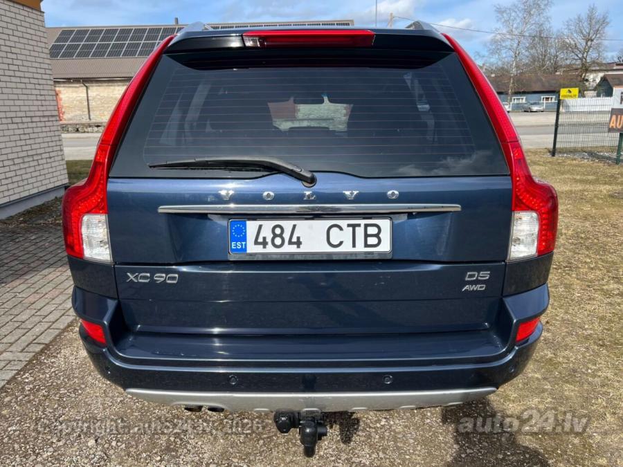 Blue Volvo XC90 2013 in Paide, with an engine capacity of 2.40 L and mileage of 0 thousand km for 9999 €, photo 8 on AUTOMOTO.COM.LV