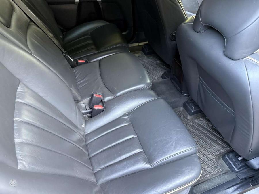 Blue Volvo XC90 2013 in Siauliai, with an engine capacity of 3.19 L and mileage of 245 thousand km for 6250 €, photo 10 on AUTOMOTO.COM.LV