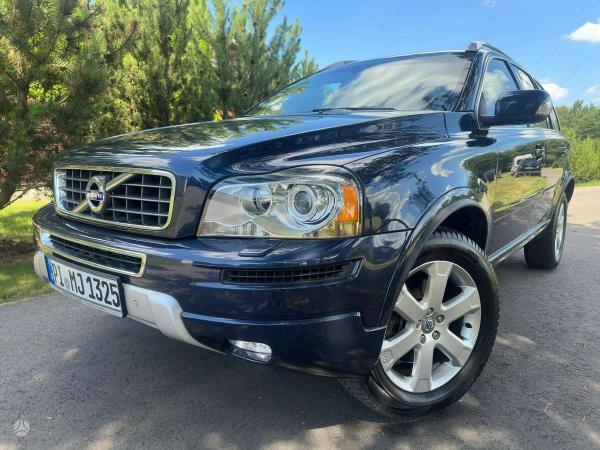 Blue Volvo XC90 2013 in Vilnius, with an engine capacity of 2.40 L and mileage of 242 thousand km for 12300 €, photo 1 on AUTOMOTO.COM.LV