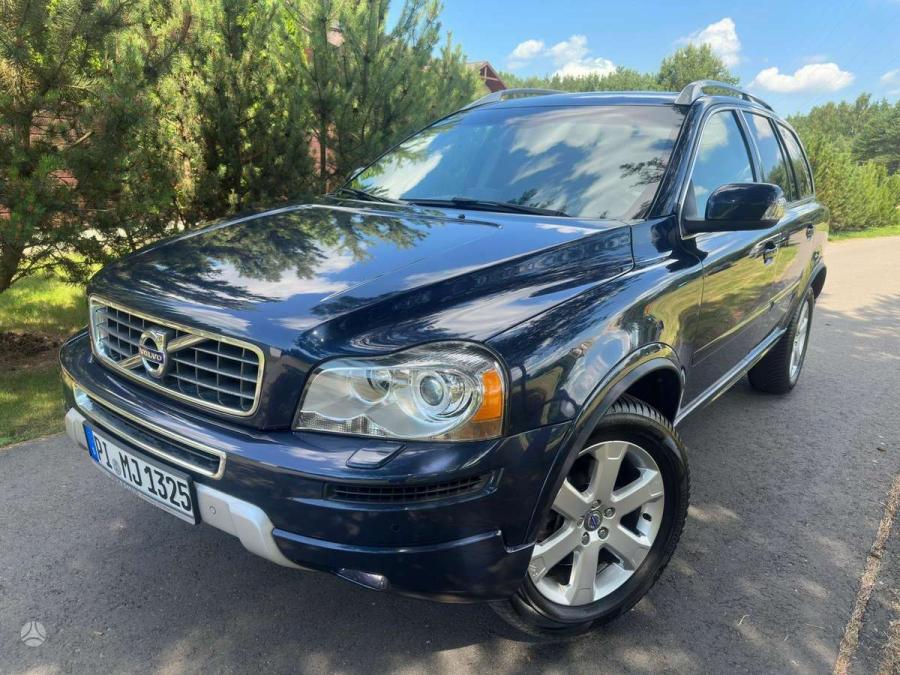 Blue Volvo XC90 2013 in Vilnius, with an engine capacity of 2.40 L and mileage of 242 thousand km for 12100 €, photo 3 on AUTOMOTO.COM.LV
