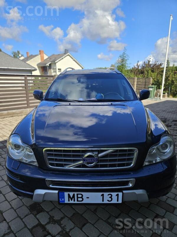 Zils Volvo XC90 2013 Rīga, ar dzinēja tilpumu 2.40 L un nobraukumu 184 tūkst. km par 9500 €, foto 3 vietnē AUTOMOTO.COM.LV