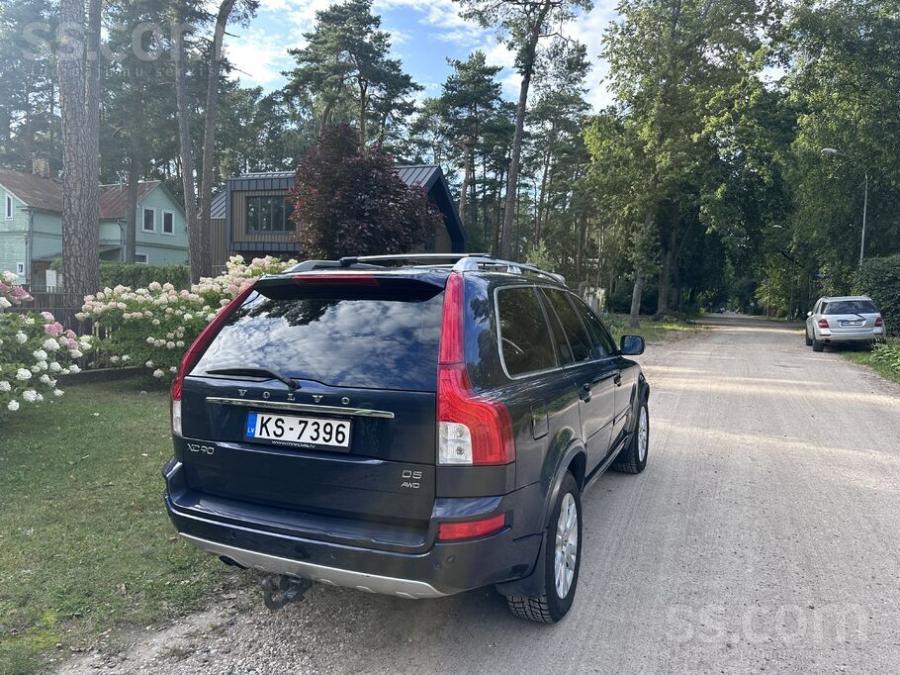Zils Volvo XC90 2013 Rīga, ar dzinēja tilpumu 2.40 L un nobraukumu 175 tūkst. km par 12850 €, foto 6 vietnē AUTOMOTO.COM.LV