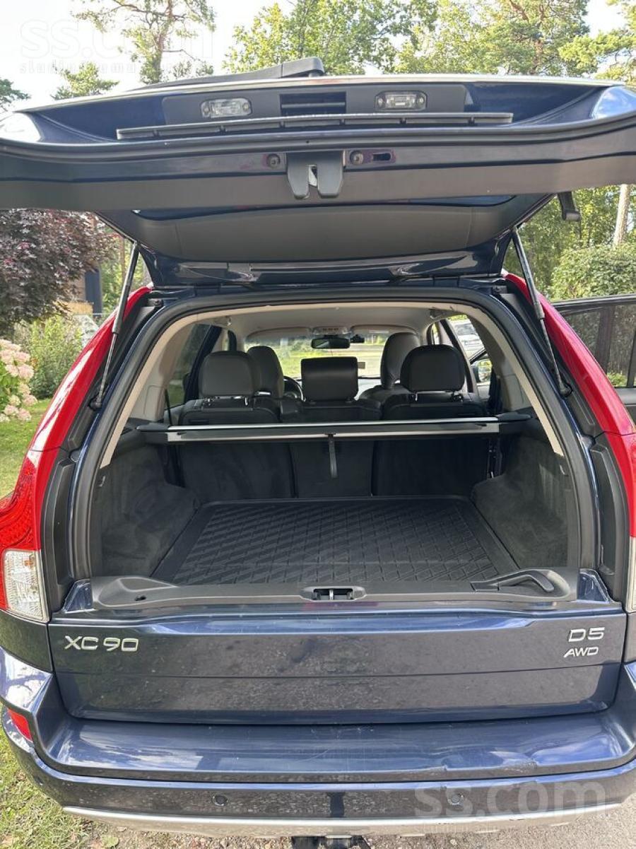 Zils Volvo XC90 2013 Rīga, ar dzinēja tilpumu 2.40 L un nobraukumu 175 tūkst. km par 12850 €, foto 7 vietnē AUTOMOTO.COM.LV
