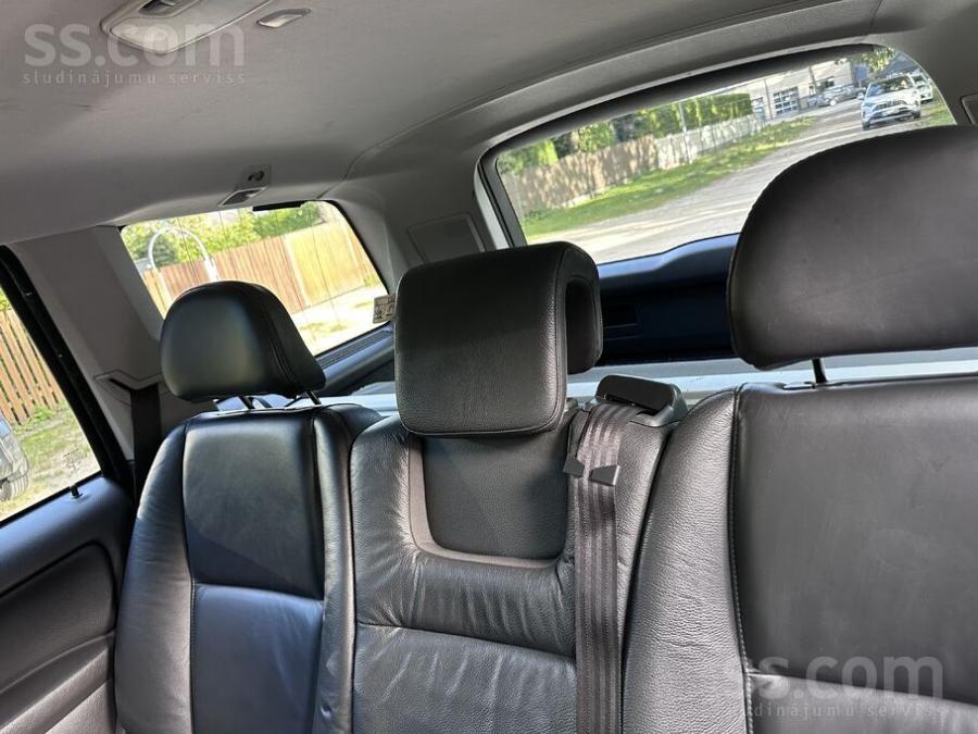 Zils Volvo XC90 2013 Rīga, ar dzinēja tilpumu 2.40 L un nobraukumu 175 tūkst. km par 12850 €, foto 15 vietnē AUTOMOTO.COM.LV