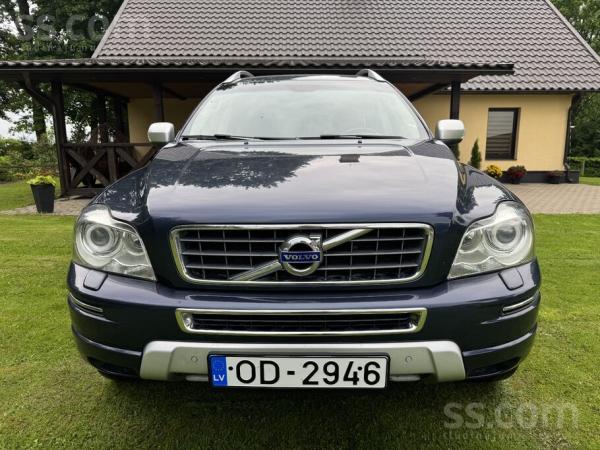 Zils Volvo XC90 2014 Rīga, ar dzinēja tilpumu 2.40 L un nobraukumu 111 tūkst. km par 15550 €, foto 1 vietnē AUTOMOTO.COM.LV
