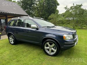 Zils Volvo XC90 2014 Rīga, ar dzinēja tilpumu 2.40 L un nobraukumu 111 tūkst. km par 15550 €, foto 4 vietnē AUTOMOTO.COM.LV