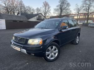 Zils Volvo XC90 2014 Rīga, ar dzinēja tilpumu 2.40 L un nobraukumu 256 tūkst. km par 12450 €, foto  vietnē AUTOMOTO.COM.LV