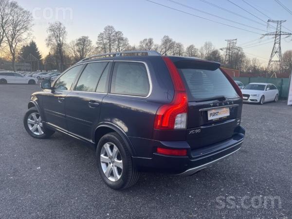 Zils Volvo XC90 2014 Rīga, ar dzinēja tilpumu 2.40 L un nobraukumu 256 tūkst. km par 12450 €, foto 2 vietnē AUTOMOTO.COM.LV